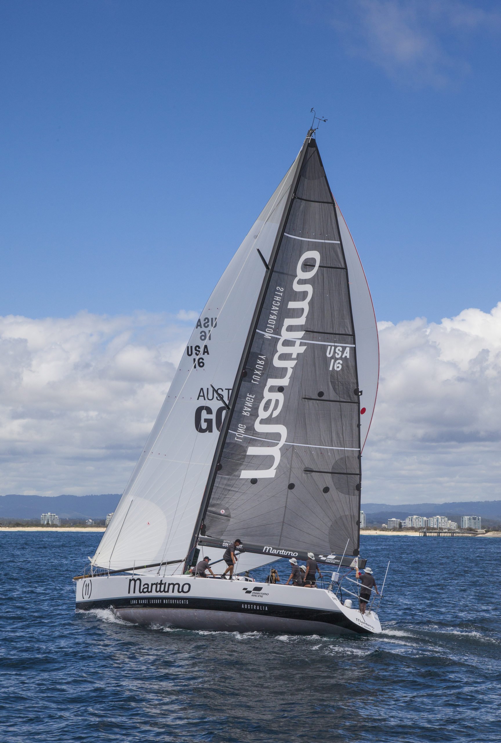 'MARITIMO 11' SETS SAIL TO COMPETE IN ROLEX SYDNEY HOBART
