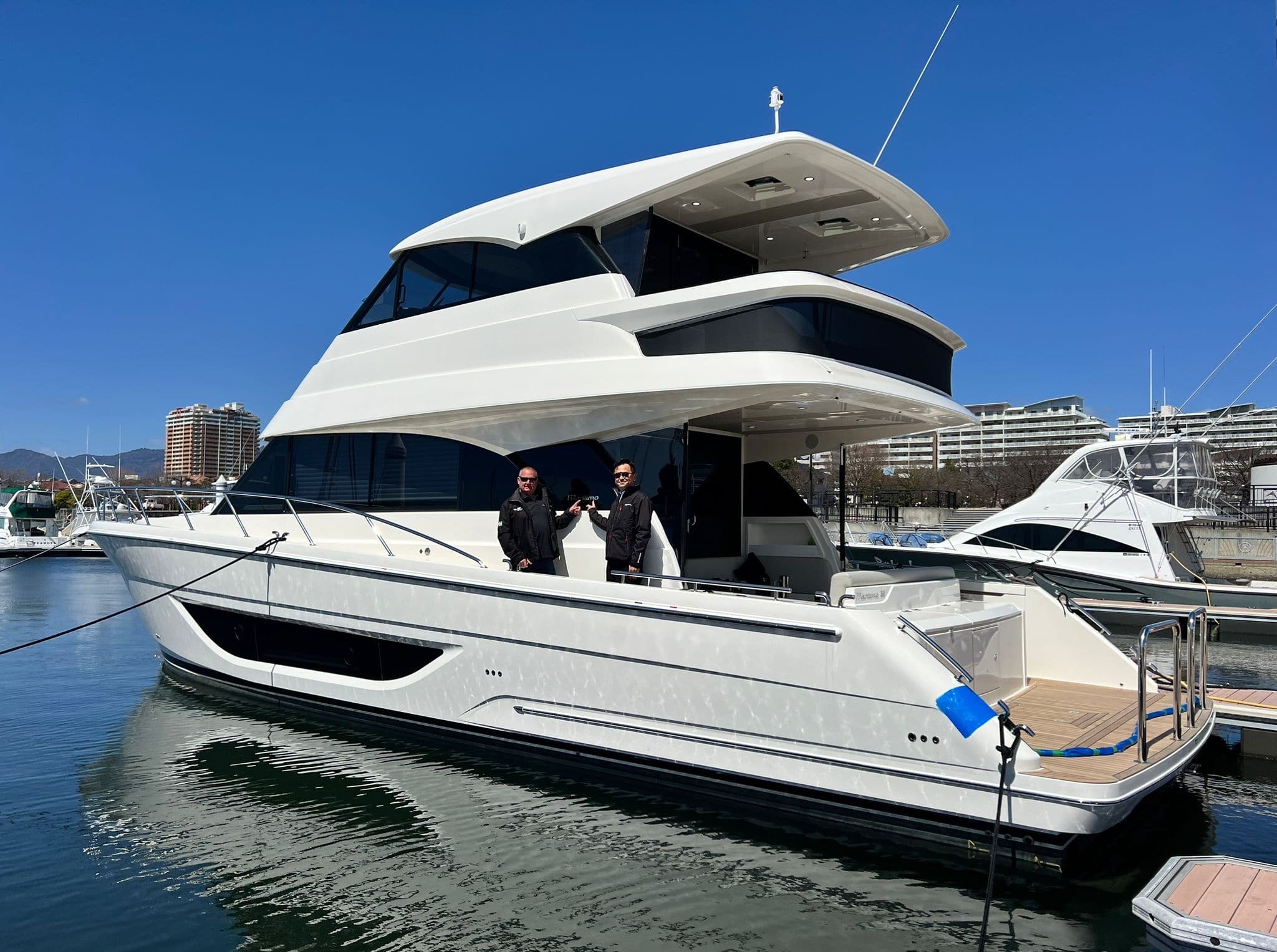 Maritimo's Dealer in Japan Takes M55 Delivery | Maritimo